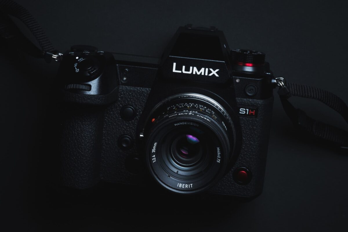 Panasonic & Leica L-Mount Lenses - A Complete List | Alik Griffin