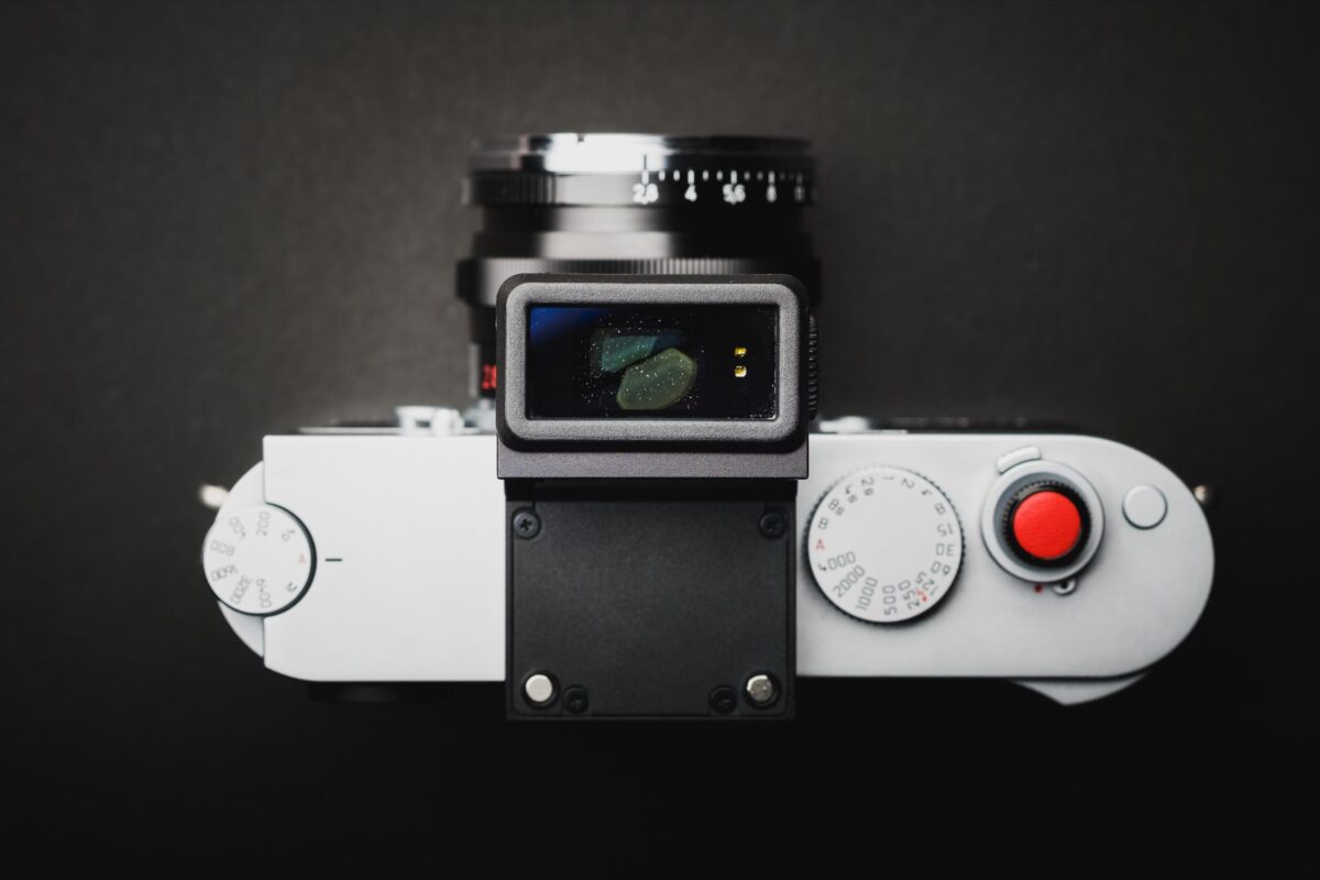 Leica Visoflex 2 Review - Great Idea, But Fatally Flawed | Alik Griffin