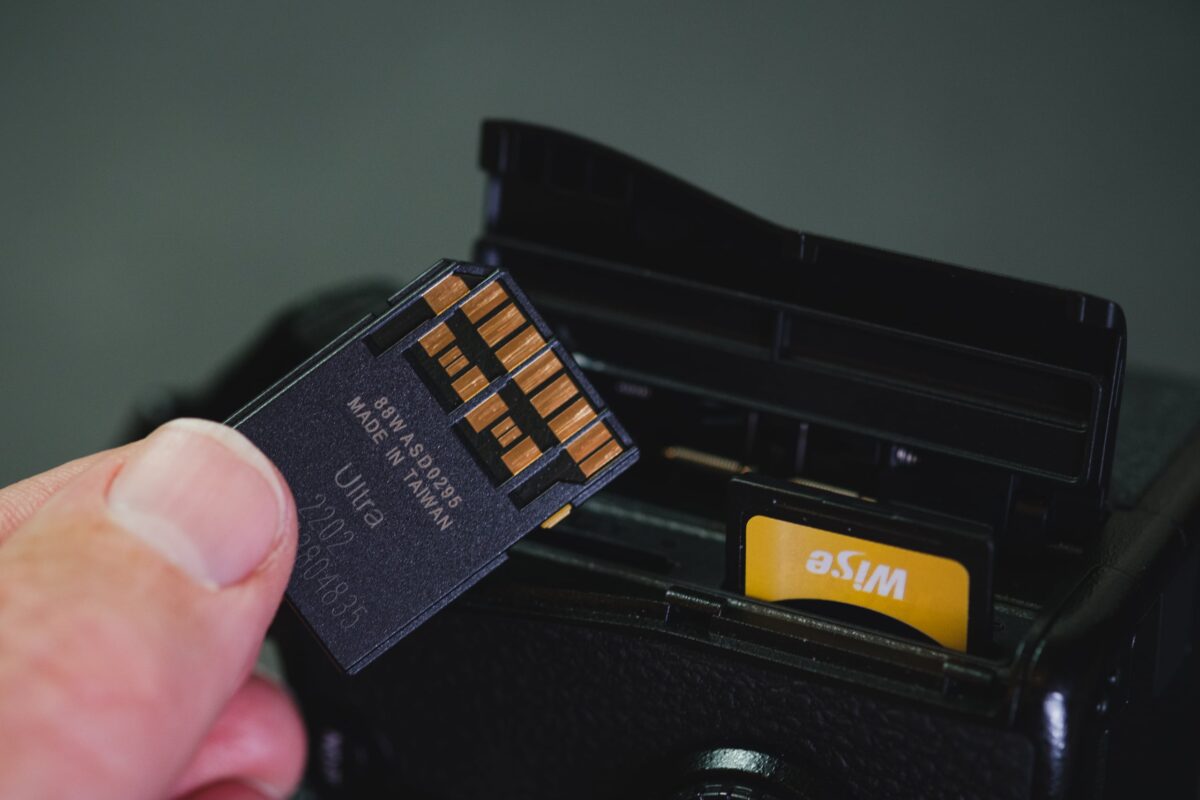 Best Memory Cards Panasonic G9II - 36 Cards Tested | Alik Griffin