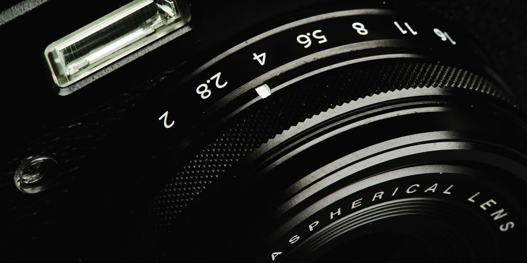 Fuji X100T vs X100s - 9 Key Differences | Alik Griffin